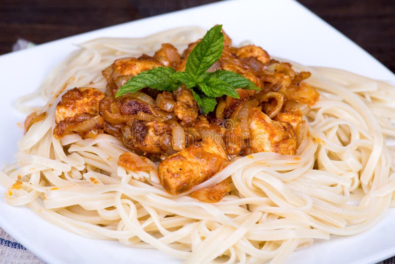 Spaghetti and meat stock image. Image of cooked, diner - 32659191