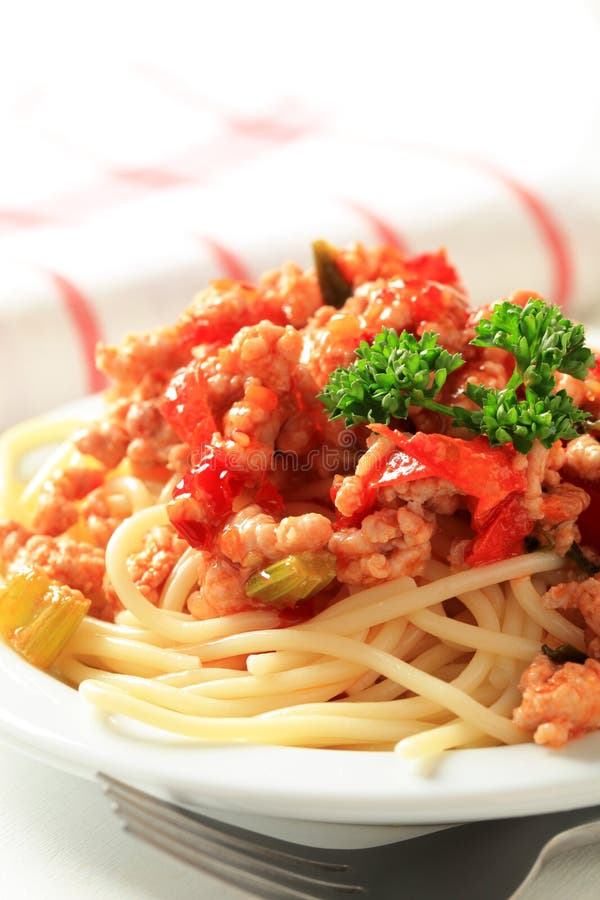 Spaghetti with minced meat stock image. Image of sauce - 27684913