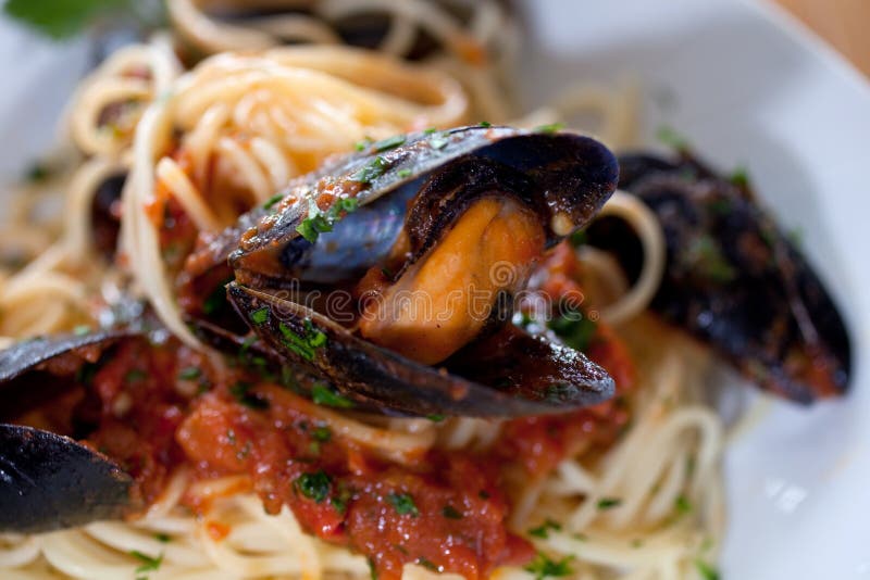 Spaghetti with mussels stock photo. Image of foods, dinner - 13740186