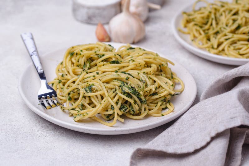 Spaghetti Pasta with Spinach and Cheese Stock Photo - Image of dinner ...