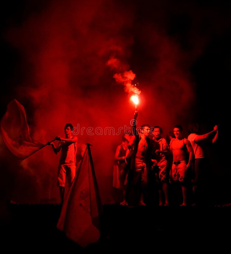 2,653 Crowd Spain Celebrating Maduro Stock Photos - Free & Royalty-Free ...