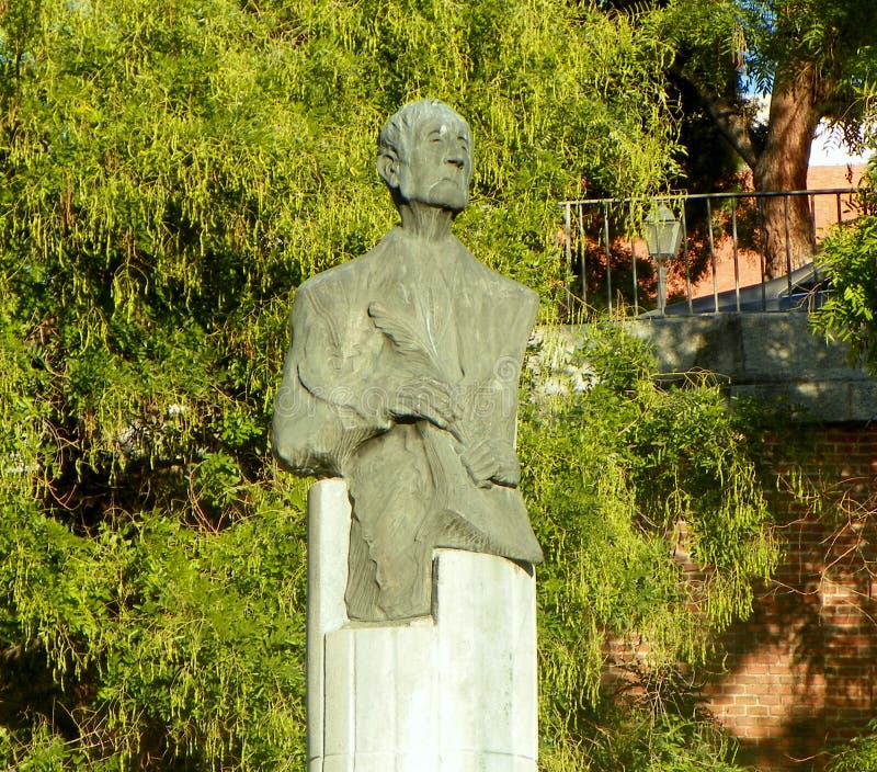 Spain, Madrid, Parque De Atenas, Estatua De Azorin Editorial Photo ...
