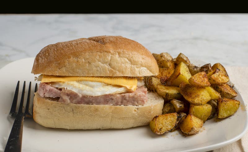 Spam and Fried Egg Sandwich Stock Image - Image of american, roll ...