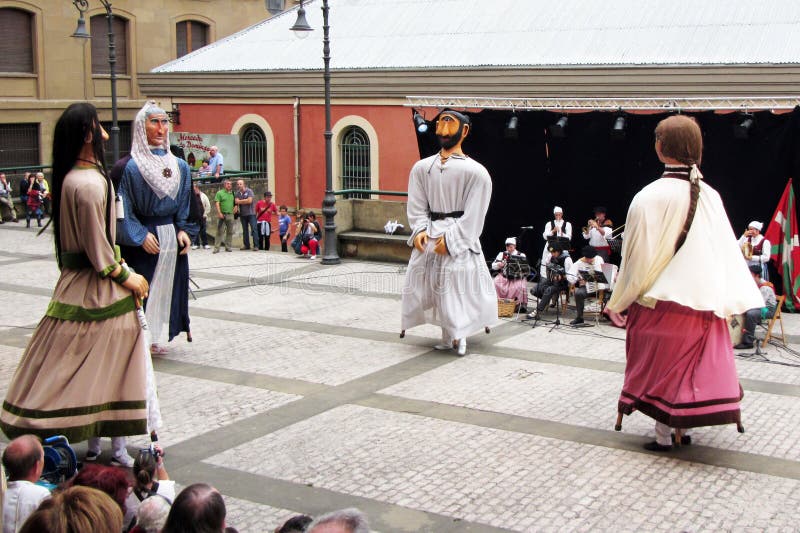 Basque giants editorial stock photo. Image of celebration - 29139293