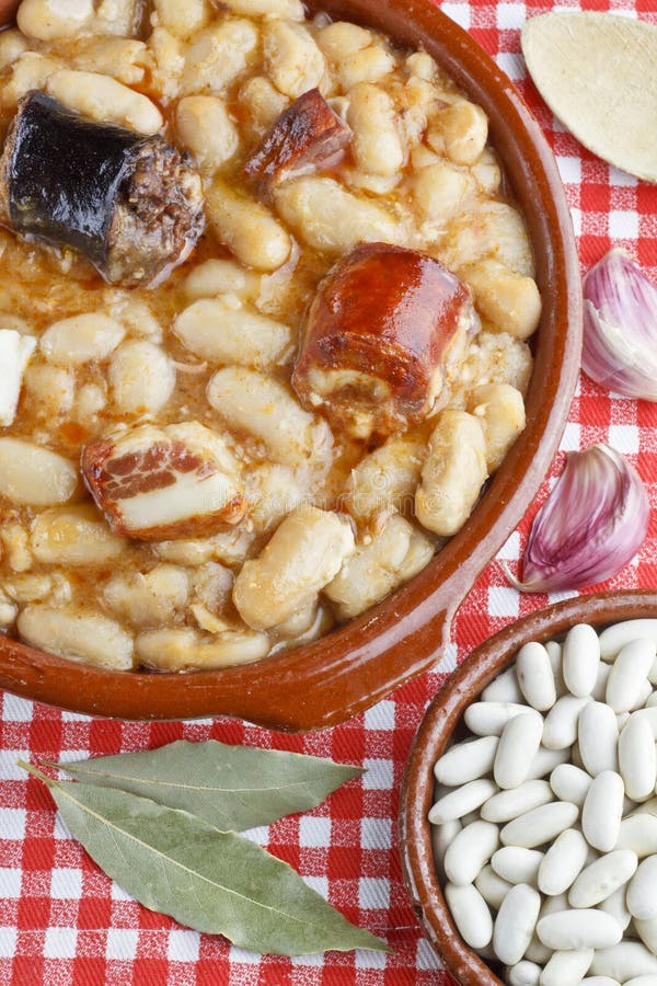 Spanish Fabada in an Earthenware Dish with Ingredients Stock Photo ...
