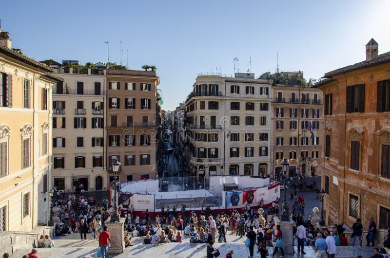 Spanish steps view editorial photo. Image of arch, spagna - 45136126