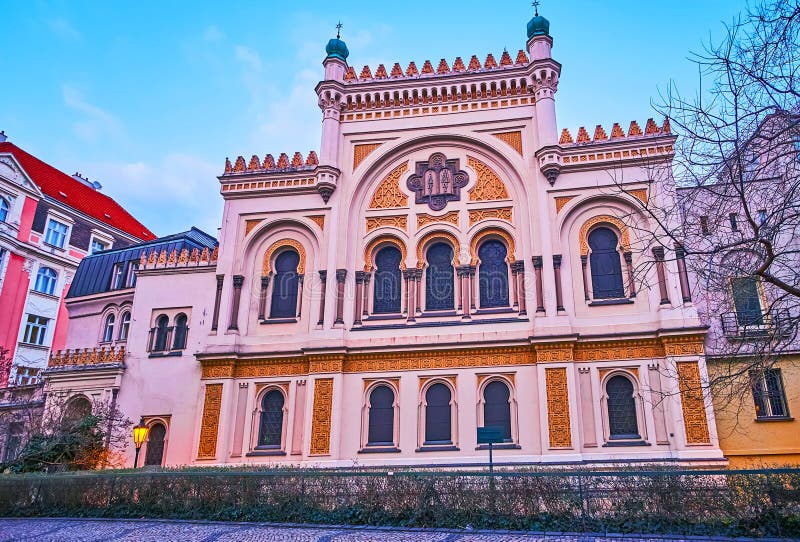 The Spanish Synagogue in Prague, Czech Republic Stock Photo - Image of ...