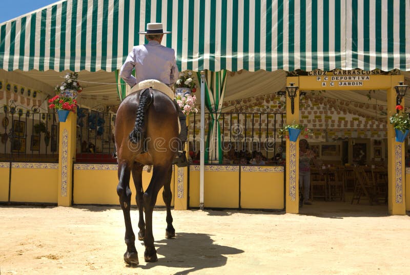 Spansk ryttare redaktionell fotografering för bildbyråer. Bild av resa ...