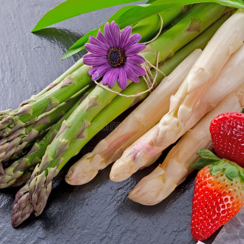 Spargel stock image. Image of rustic, ingredient, season - 39915909