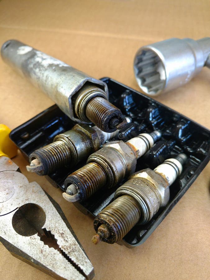 Corroded Spark Plug stock photo. Image of steel, engine - 26157082
