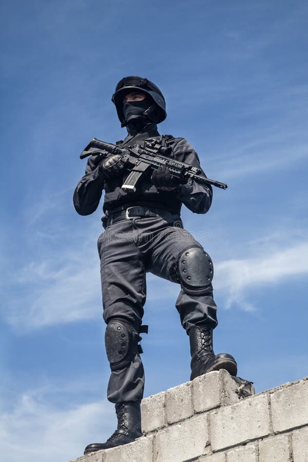 Spec Ops Police Officers SWAT Stock Image - Image of officer, attack ...