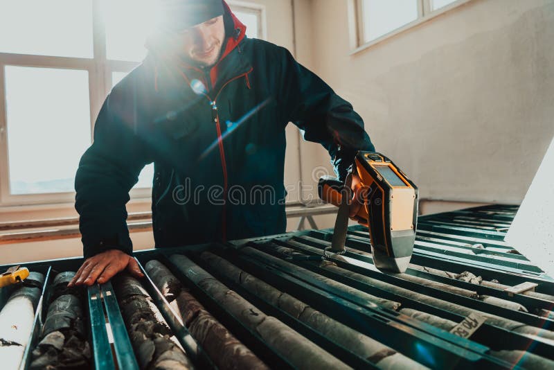 A Special Team of Geologists Who Study Rocks in Industry Using Modern ...