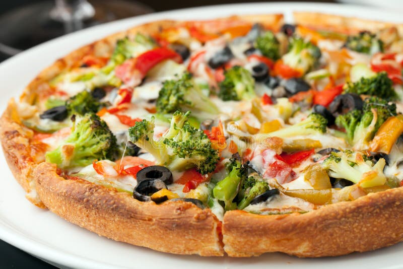 Pizza Crust Out Cooked Broccoli Stock Photos - Free & Royalty-Free ...