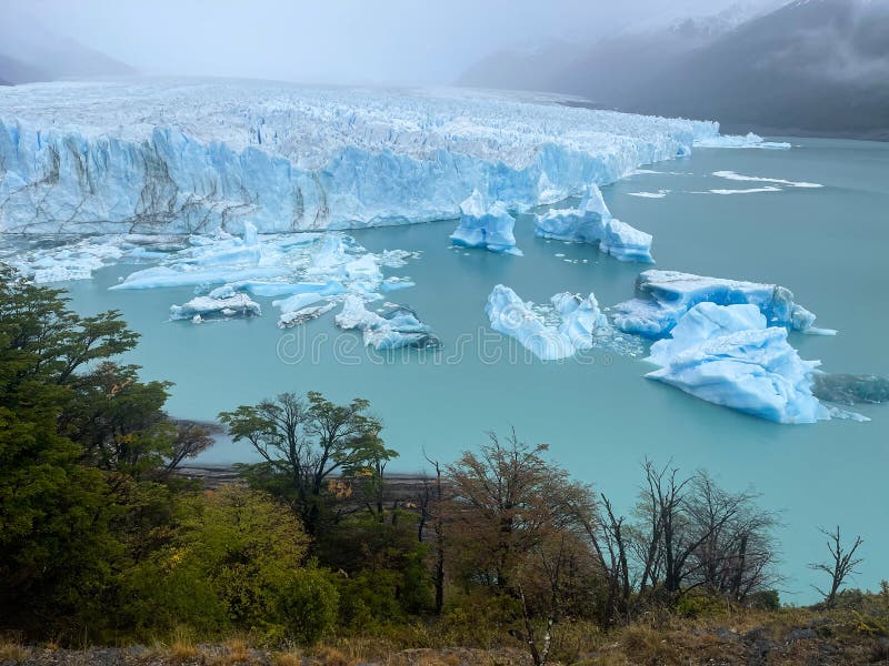The Spectacular View Perito Moreno Glacier Stock Image - Image of solo ... The Spectacular View Perito Moreno Glacier Stock Image - Image of solo ...