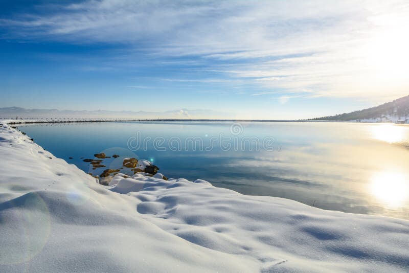 Spectacular Winter Sun and Lake View Stock Image - Image of sunrise ...