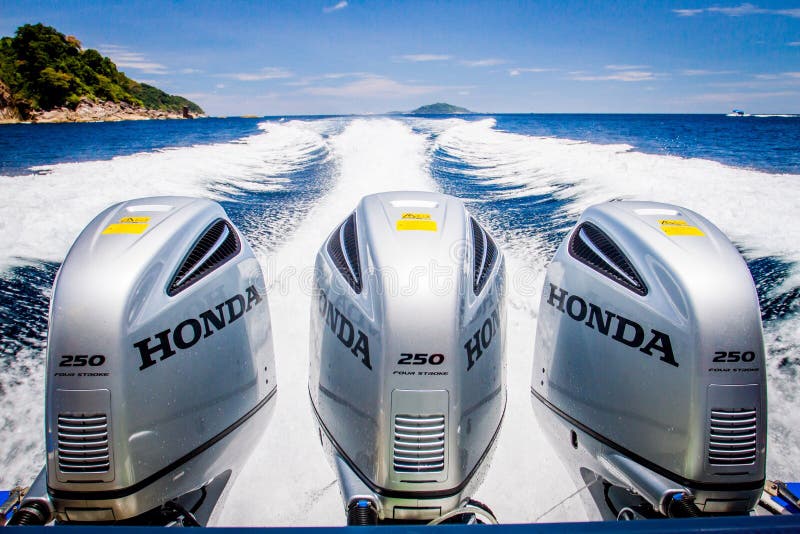 Speed Boats Engines with Full Speed Drive Editorial Photography - Image ...