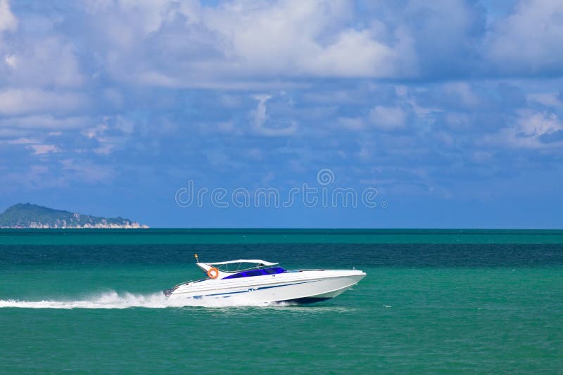Speedboat stock image. Image of boat, power, hull, deck - 1737953