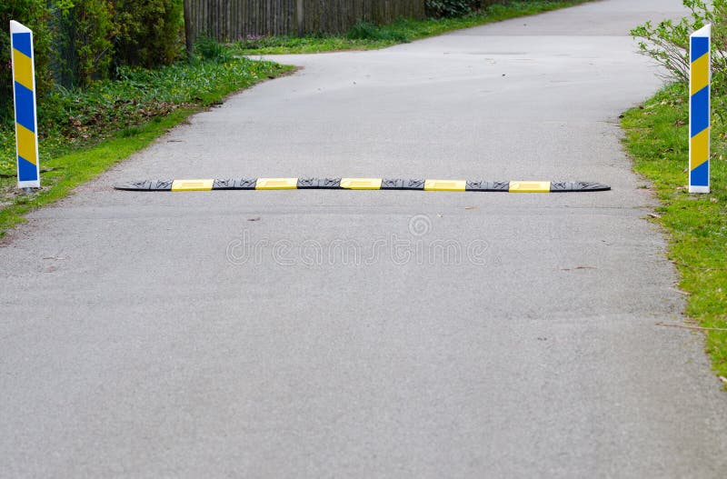 Speed bump sign stock photo. Image of diamond, traffic - 25041160
