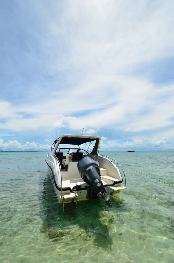 Speedboat Navigating in the Gulf of Thailand Sea Stock Photo - Image of ...