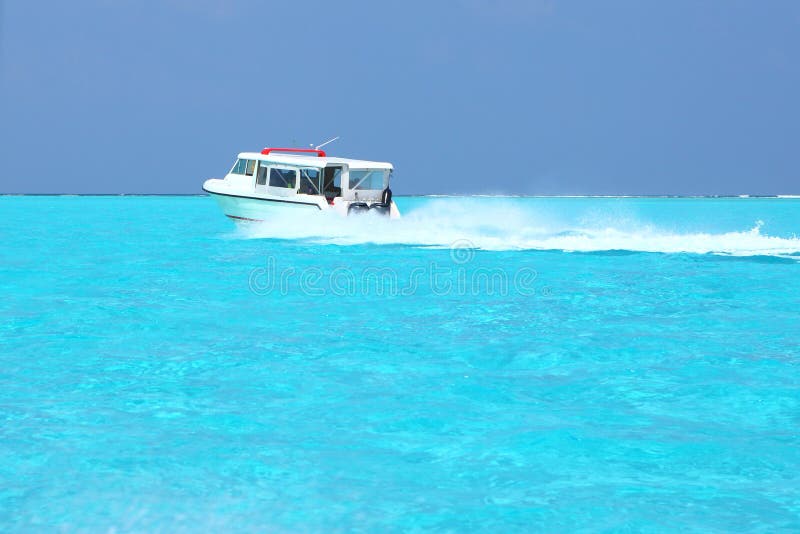 Speedboat in the Maldives Sea Stock Image - Image of speed, ocean: 38811565