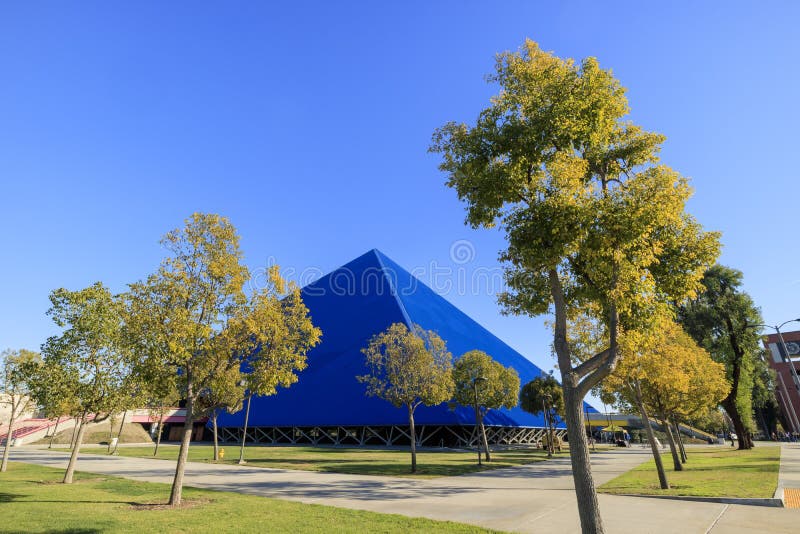 Speical Pyarmid Shape Building - the Walter Pyramid Stock Photo - Image ...