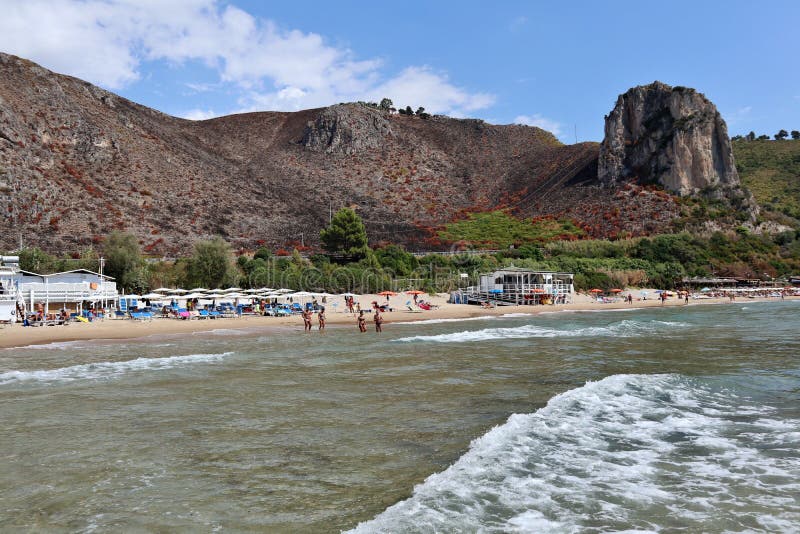 Sperlonga - Baia Delle Sirene Dal Mare Editorial Photography - Image of ...