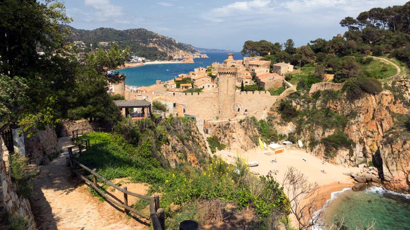 Spiaggia Di Costa Brava in Spagna Fotografia Stock - Immagine di festa ...