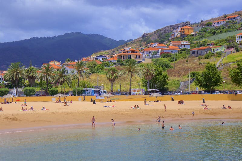 Spiaggia Di Machico, Madera, Portogallo Immagine Editoriale - Immagine ...