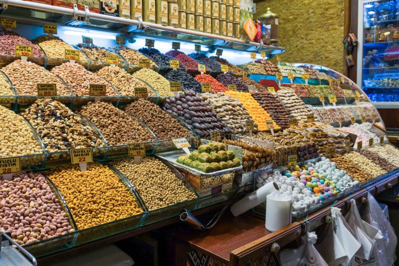 Spice market editorial stock image. Image of spice, horn - 76386864