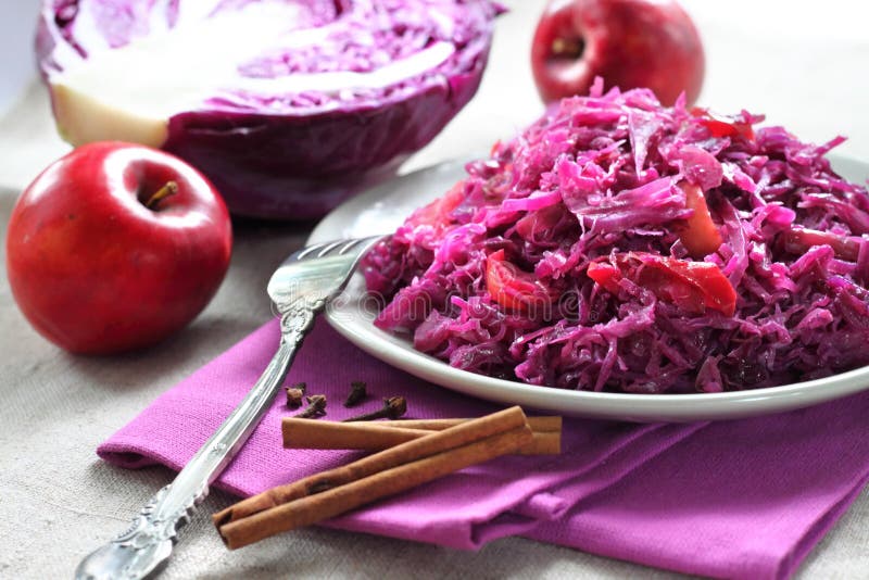 Spicy red cabbage stew stock image. Image of dinner, apple - 34801815