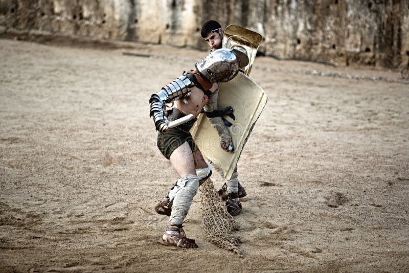Spinta Del Gladiatore Di Secutor Fotografia Editoriale - Immagine di ...