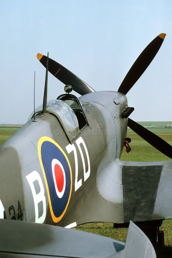 Spitfire Cockpit editorial photo. Image of german, airplane - 1104946
