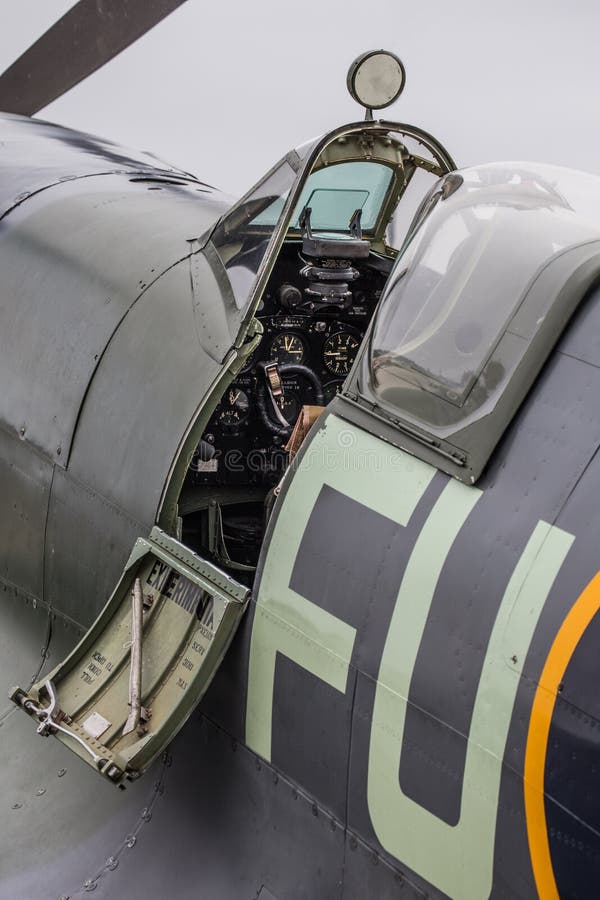 Spitfire Cockpit stock image. Image of aerial, canopy - 2626249