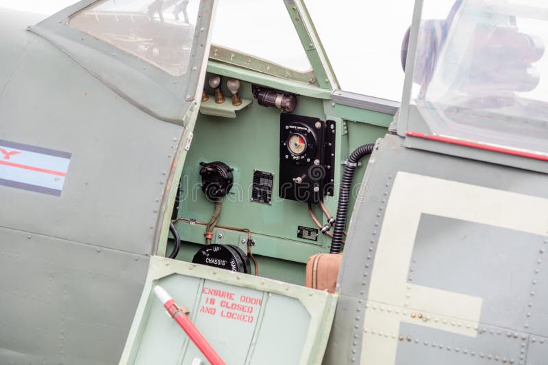 Spitfire cockpit editorial photography. Image of aircraft - 88759482