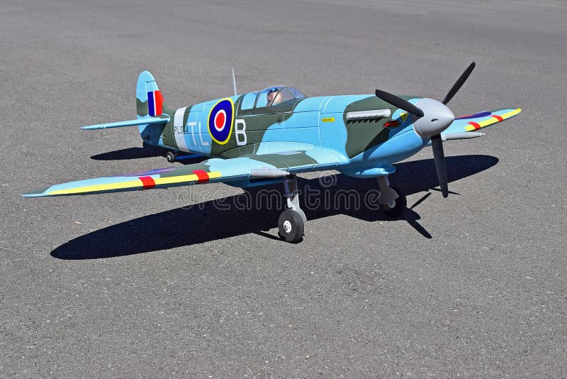 Spitfire di modello fotografia stock editoriale. Immagine di radio ...