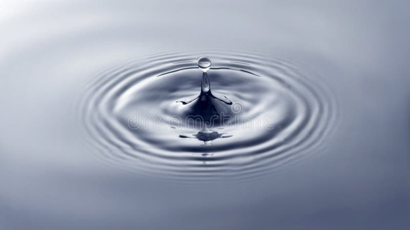 Water Drop Collision Stop Motion of Droplet on Water Surface Creating ...