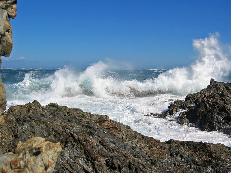 Splash wave stock image. Image of cliff, breaking, wind - 19051213