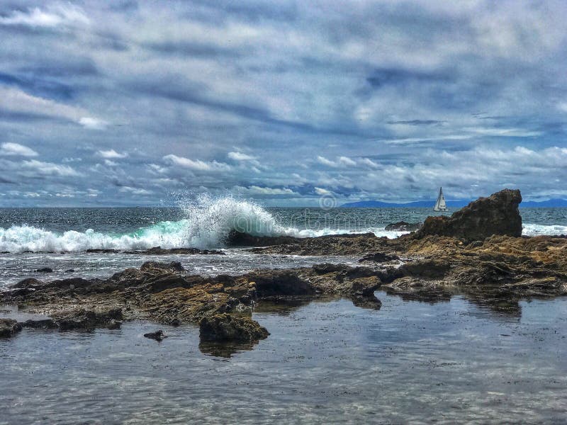 Splashing wave sailboat stock image. Image of sailboat - 146436843