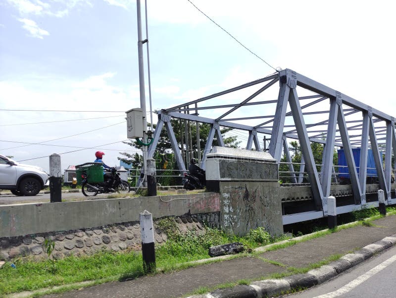 The Splendor of the Solo Bacem Bridge Which Was Built Over the Largest ...