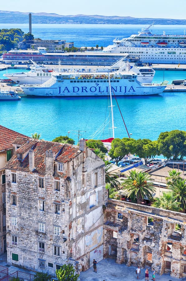Split, Croatia editorial stock image. Image of jadrolinija - 27910609