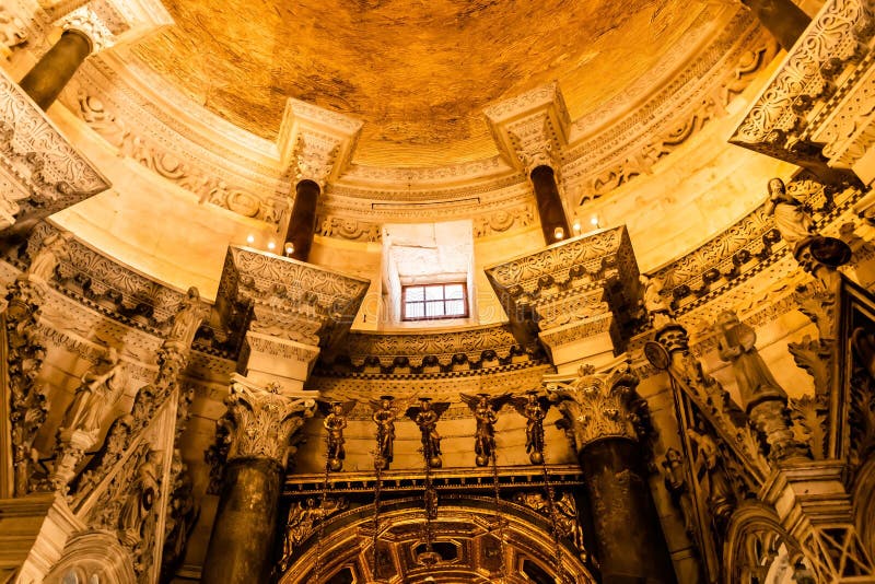 Interior of the Cathedral of Saint Domnius Editorial Photography ...