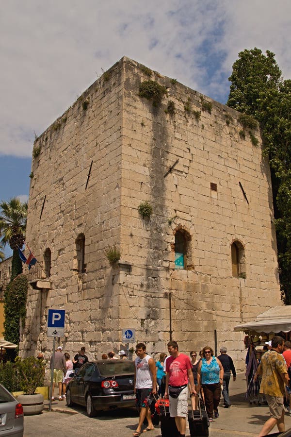 Split - Palace of Emperor Diocletian Editorial Stock Photo - Image of ...