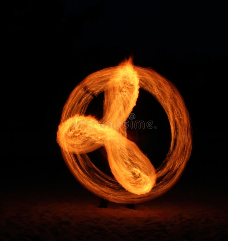 Splitfire-Show Auf Dem Strand Stockbild - Bild von blinken, spalte ...