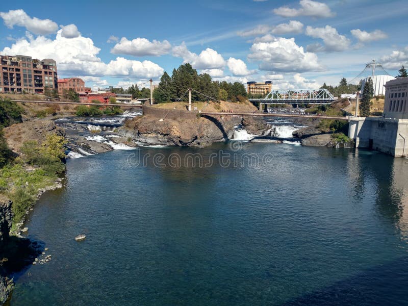 Spokane editorial stock image. Image of summer, river - 85378524