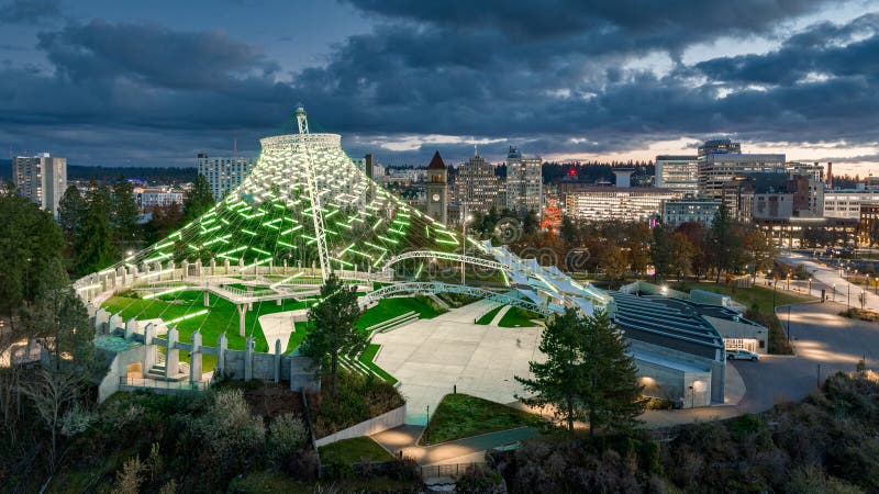 Spokane Sunset Downtown Tower Main Street Editorial Stock Image - Image ...