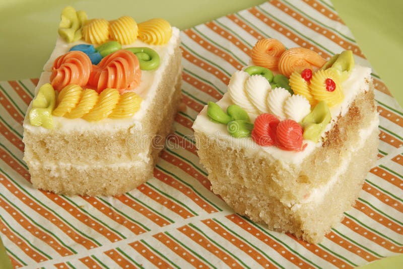 Sponge cake with cream stock photo. Image of soft, green - 35324544