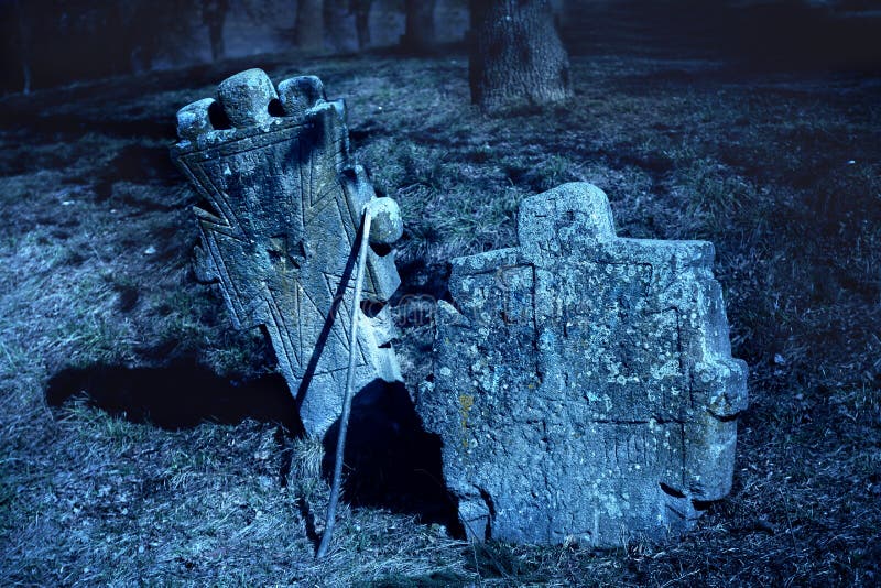 Spooky Horror Halloween Graveyard with Fog. Halloween Scary Night ...