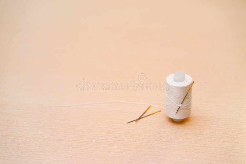 Vintage Wooden Spool of White Sewing Thread Stock Image - Image of ...