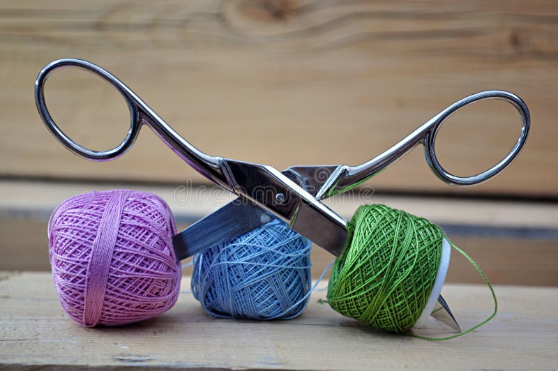 Spools of thread,scissors, stock image. Image of thimble - 77214781