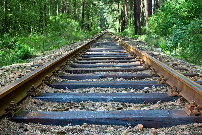 Spoorweg stock afbeelding. Image of reizen, industrie - 16388489